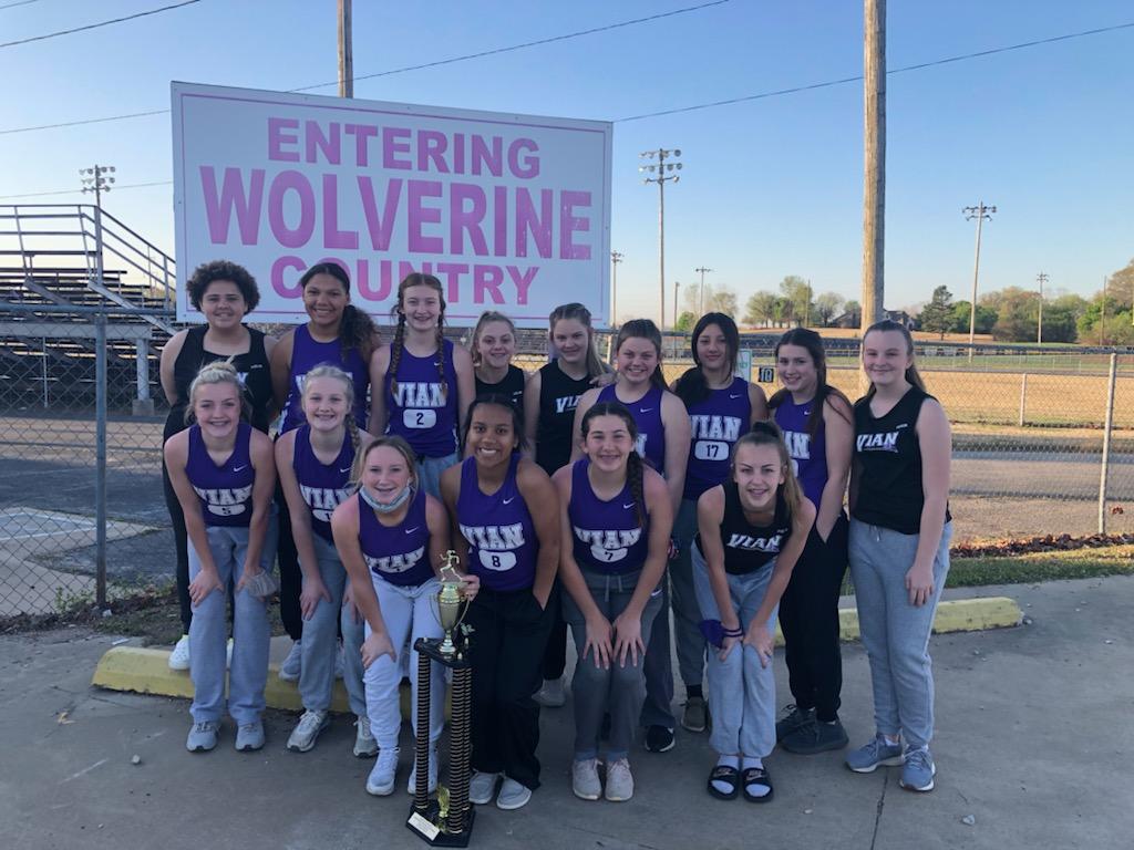 Vian’s 8th-Grade Girls’ Track Team Wins Henryetta Meet - Vian Tenkiller