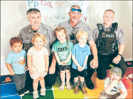 Vian Police visit local learning center - Vian Tenkiller